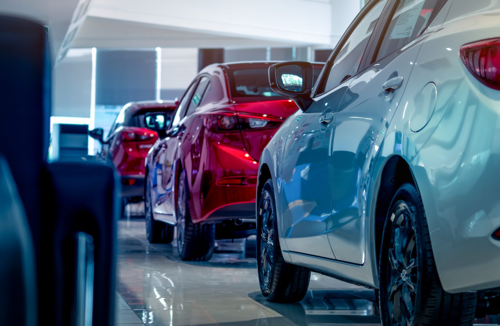 New vehicle sales stabilize, days' supply and inventory trends improve
