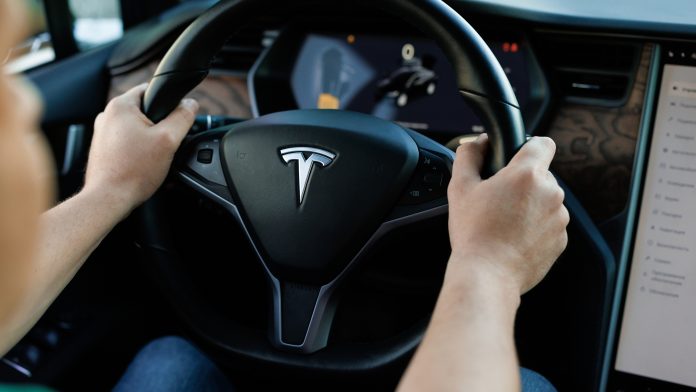 U.S. regulators investigate Tesla's robotaxi launch amid FSD technology ...