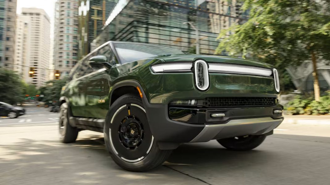 Rivian launches $5,000 summer discount on Tri-Motor R1S and R1T models