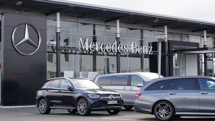 Mercedes Design Chief Gorden Wagener To Exit In 2026