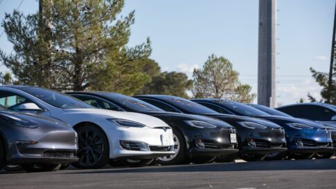 Dealers brace for influx of off-lease EVs in 2026, CDK reports